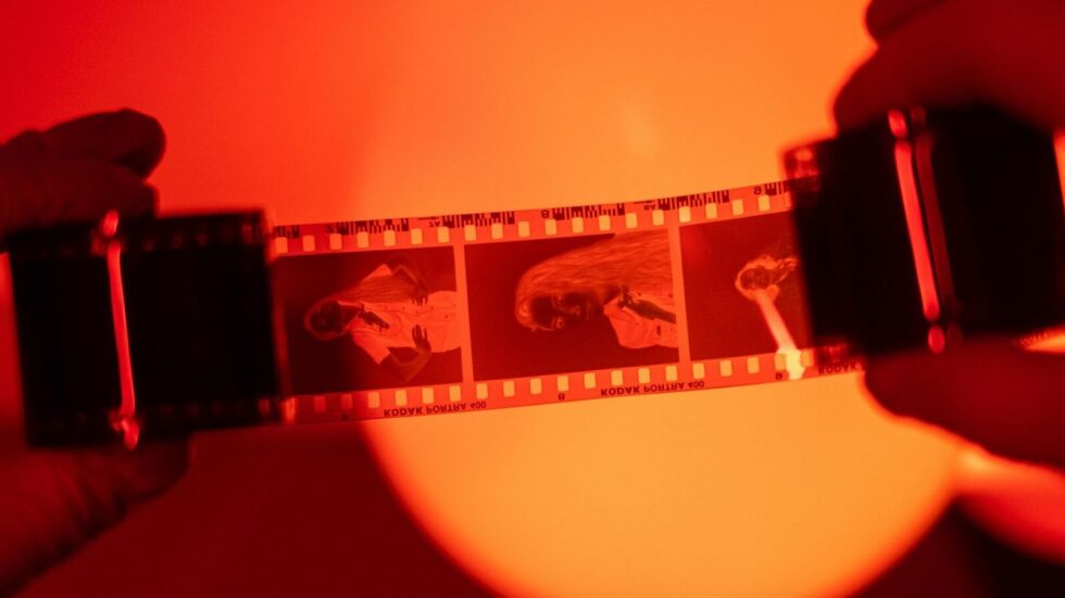 Embracing the Analog in a Digital World: Why Some Photographers Still Prefer Shooting on Film ...